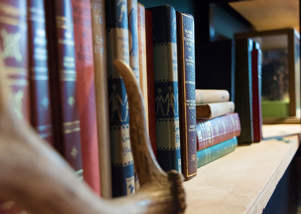 ALCHEMY BAR & RESTAURANT » Heads Up Launceston & Food Guide