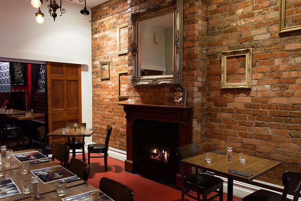 ALCHEMY BAR & RESTAURANT » Heads Up Launceston & Food Guide